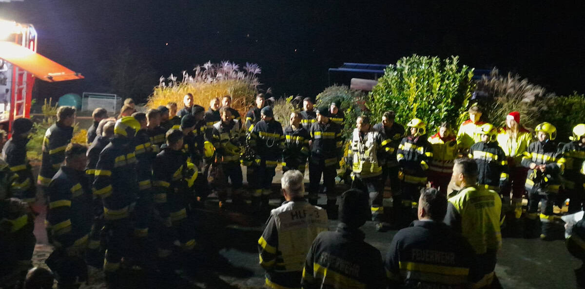 09.11.2025 - Zimmerbrand | Feuerwehr St. Oswald b. Plankenwarth